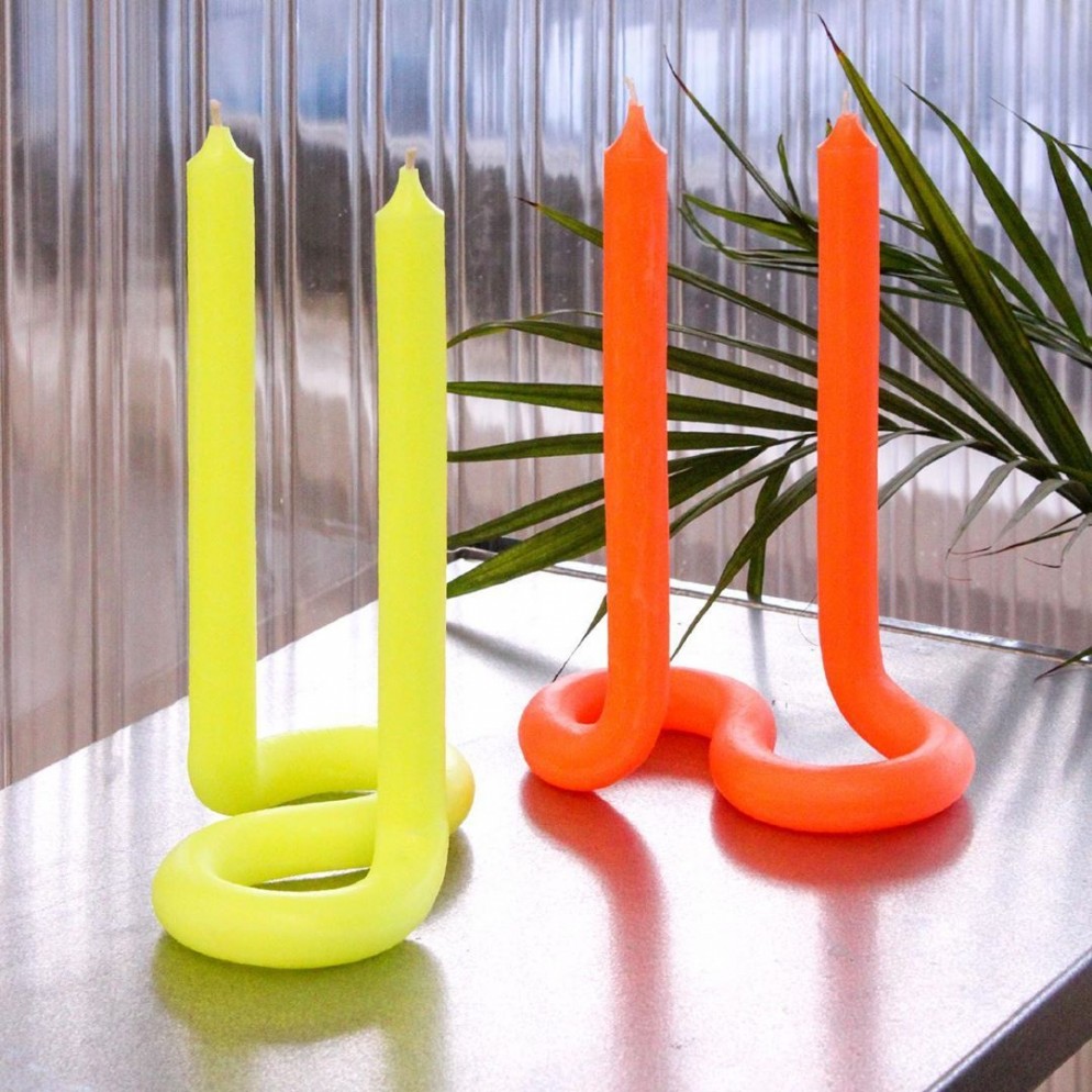 Le-candele-Twist-create-dal-designer-Lex-Pott-sfruttano-la-flessibilità ...